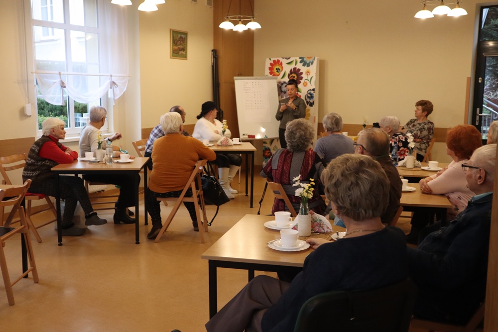 Plotki, ploteczki… - Urząd Miejski Pniewy